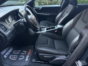 Grey Volvo XC60 2016 in Kretinga, with an engine capacity of 2.00 L and mileage of 216 thousand km for 11999 €, photo 18 on AUTOMOTO.COM.LV