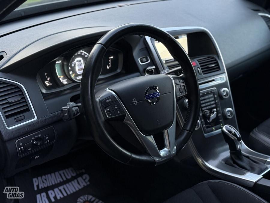 Grey Volvo XC60 2016 in Kretinga, with an engine capacity of 2.00 L and mileage of 216 thousand km for 11999 €, photo 26 on AUTOMOTO.COM.LV