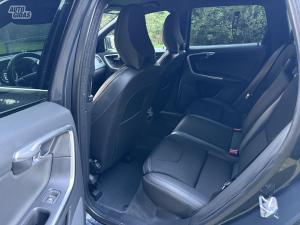 Grey Volvo XC60 2016 in Kretinga, with an engine capacity of 2.00 L and mileage of 216 thousand km for 11999 €, photo 31 on AUTOMOTO.COM.LV
