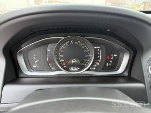 Grey Volvo XC60 2017 in Ogre, with an engine capacity of 2.40 L and mileage of 240 thousand km for 15499 €, photo 18 on AUTOMOTO.COM.LV