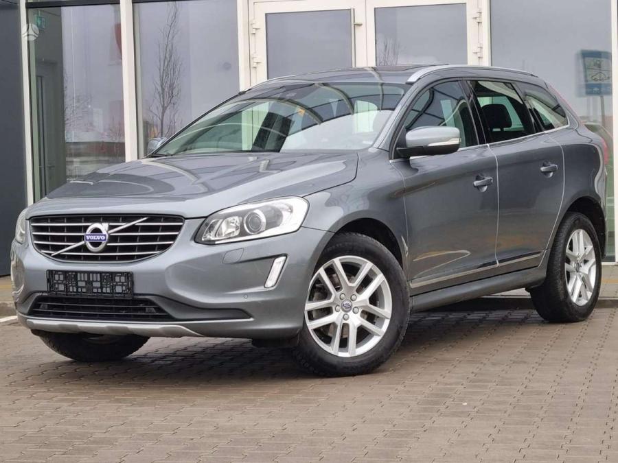Grey Volvo XC60 2017 in Vilnius, with an engine capacity of 2.40 L and mileage of 165 thousand km for 17900 €, photo 2 on AUTOMOTO.COM.LV