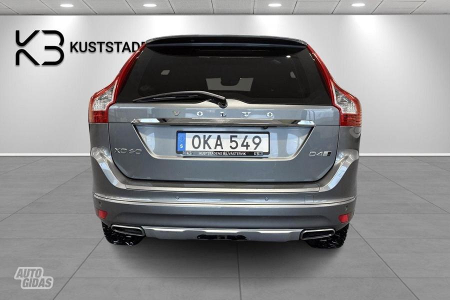 Pelēks Volvo XC60 2017 Kauņa, ar dzinēja tilpumu 0.00 L un nobraukumu 95 tūkst. km par 27493 €, foto 4 vietnē AUTOMOTO.COM.LV