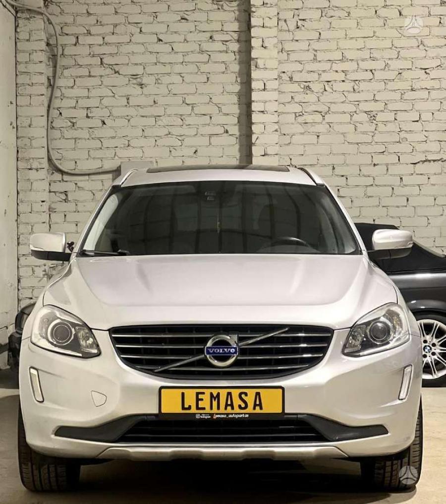 Pelēks Volvo XC60 2017 Klaipėda, ar dzinēja tilpumu 1.97 L un nobraukumu 74 tūkst. km par 13999 €, foto 3 vietnē AUTOMOTO.COM.LV