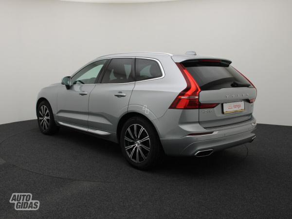 Grey Volvo XC60 2017 in Vilnius, with an engine capacity of 2.00 L and mileage of 224 thousand km for 21699 €, photo 7 on AUTOMOTO.COM.LV