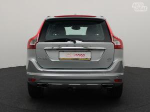 Grey Volvo XC60 2017 in Vilnius, with an engine capacity of 2.40 L and mileage of 201 thousand km for 18599 €, photo 5 on AUTOMOTO.COM.LV