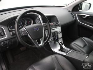 Grey Volvo XC60 2017 in Vilnius, with an engine capacity of 2.40 L and mileage of 201 thousand km for 18599 €, photo 16 on AUTOMOTO.COM.LV