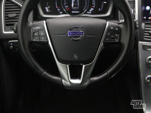 Grey Volvo XC60 2017 in Vilnius, with an engine capacity of 2.40 L and mileage of 201 thousand km for 18599 €, photo 18 on AUTOMOTO.COM.LV