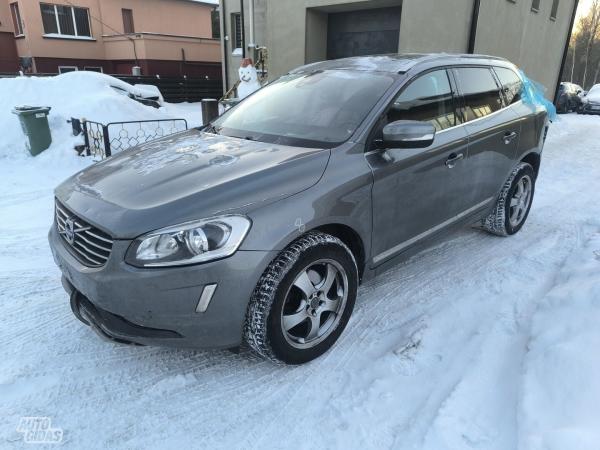 Grey Volvo XC60 2017 in Radviliskis, with an engine capacity of 2.00 L and mileage of 158 thousand km for 6200 €, photo 3 on AUTOMOTO.COM.LV