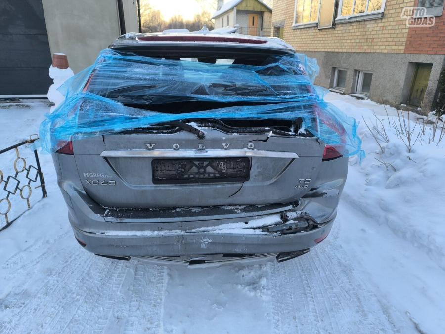 Pelēks Volvo XC60 2017 Radviliškis, ar dzinēja tilpumu 2.00 L un nobraukumu 158 tūkst. km par 6200 €, foto 8 vietnē AUTOMOTO.COM.LV