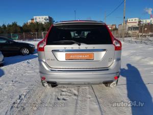 Grey Volvo XC60 2017 in Tallinn, with an engine capacity of 2.40 L and mileage of 130 thousand km for 17499 €, photo 7 on AUTOMOTO.COM.LV