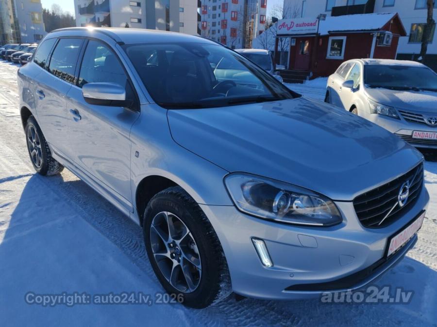 Grey Volvo XC60 2017 in Tallinn, with an engine capacity of 2.40 L and mileage of 130 thousand km for 17499 €, photo 15 on AUTOMOTO.COM.LV