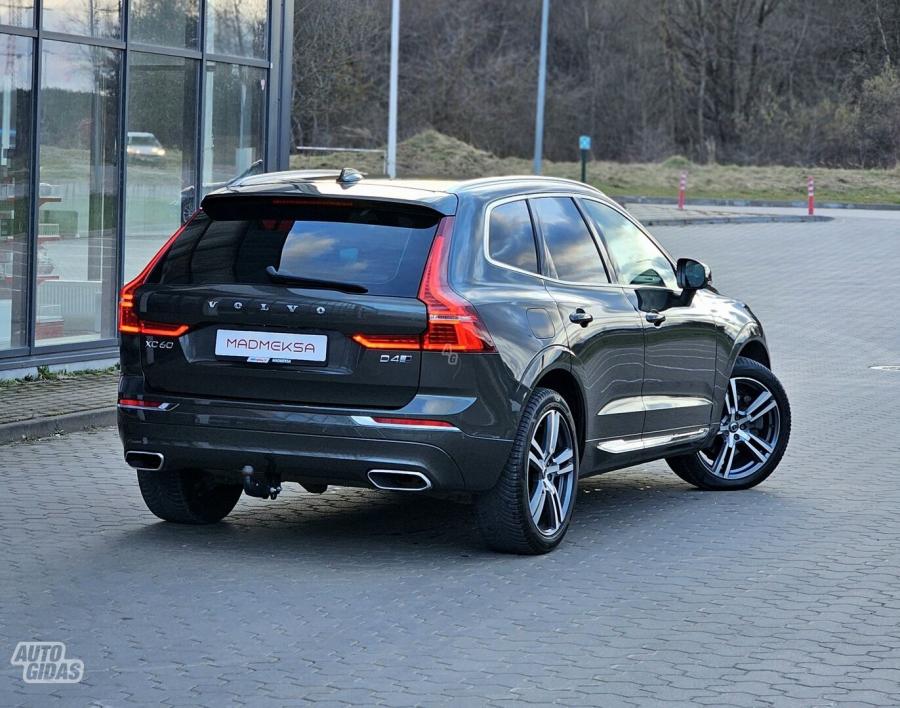 Grey Volvo XC60 2017 in Vilnius, with an engine capacity of 2.00 L and mileage of 249 thousand km for 19999 €, photo 11 on AUTOMOTO.COM.LV