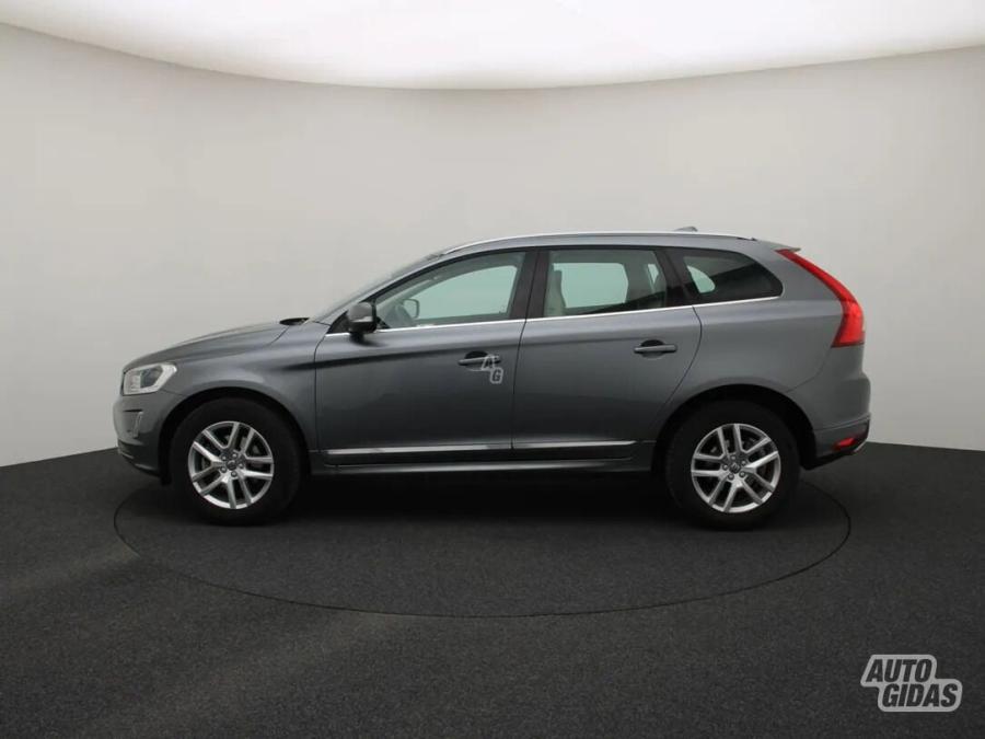 Grey Volvo XC60 2017 in Vilnius, with an engine capacity of 2.00 L and mileage of 190 thousand km for 17799 €, photo 7 on AUTOMOTO.COM.LV