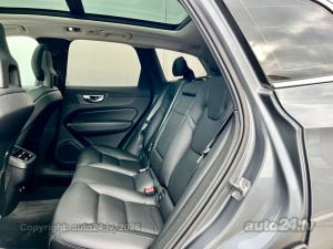 Grey Volvo XC60 2017 in Tallinn, with an engine capacity of 2.00 L and mileage of 155 thousand km for 22999 €, photo 12 on AUTOMOTO.COM.LV