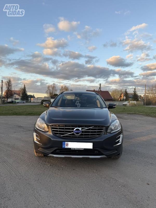 Pelēks Volvo XC60 2017 Kaišiadorys, ar dzinēja tilpumu 2.00 L un nobraukumu 385 tūkst. km par 15300 €, foto 2 vietnē AUTOMOTO.COM.LV