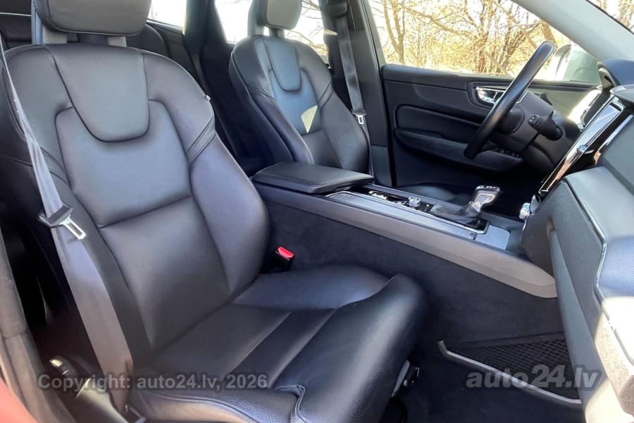 Pelēks Volvo XC60 2017 Tallina, ar dzinēja tilpumu 2.00 L un nobraukumu 156 tūkst. km par 24500 €, foto 15 vietnē AUTOMOTO.COM.LV