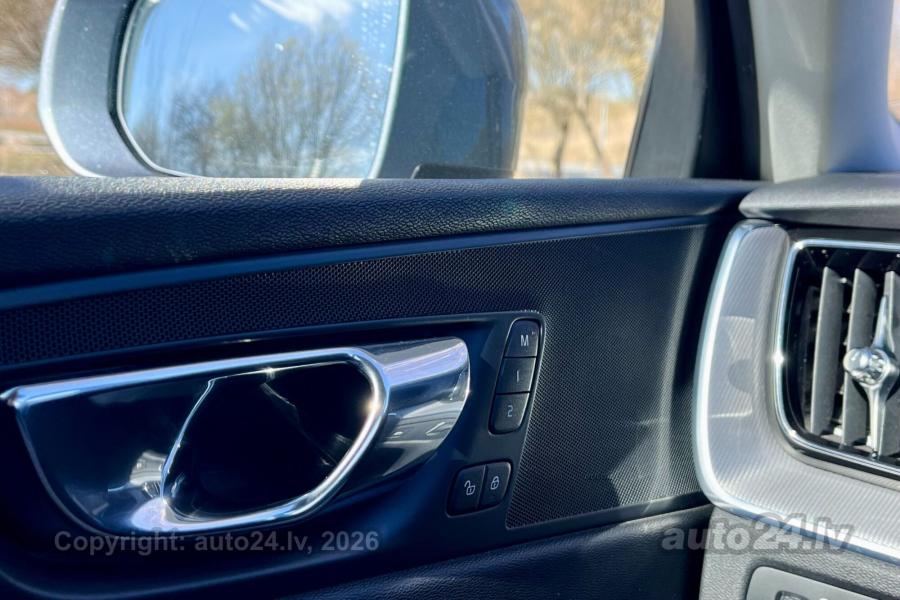 Pelēks Volvo XC60 2017 Tallina, ar dzinēja tilpumu 2.00 L un nobraukumu 156 tūkst. km par 24500 €, foto 19 vietnē AUTOMOTO.COM.LV