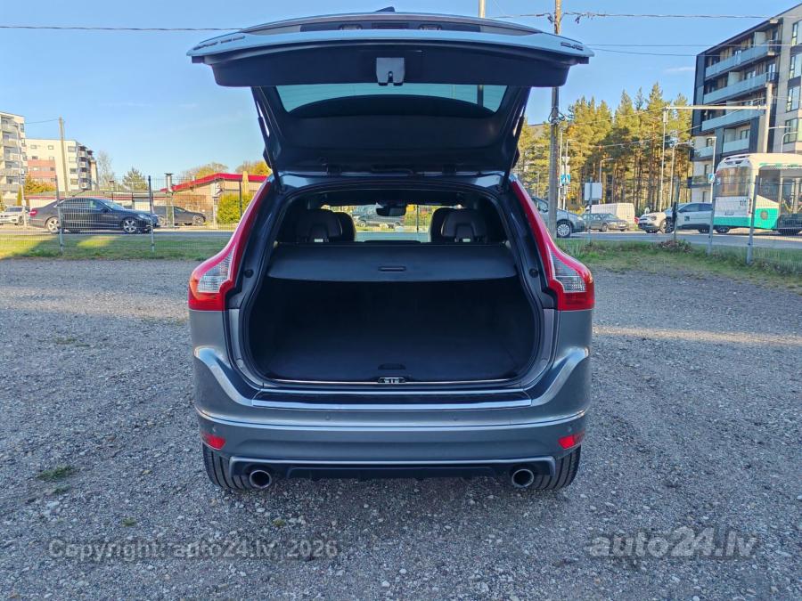 Pelēks Volvo XC60 2017 Tallina, ar dzinēja tilpumu 2.40 L un nobraukumu 200 tūkst. km par 16499 €, foto 6 vietnē AUTOMOTO.COM.LV