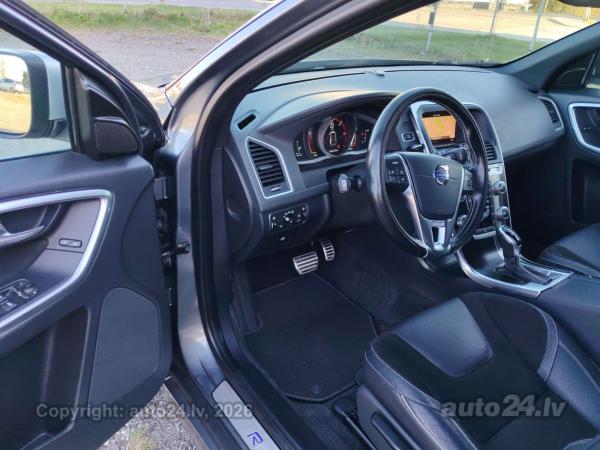 Pelēks Volvo XC60 2017 Tallina, ar dzinēja tilpumu 2.40 L un nobraukumu 200 tūkst. km par 16499 €, foto 10 vietnē AUTOMOTO.COM.LV