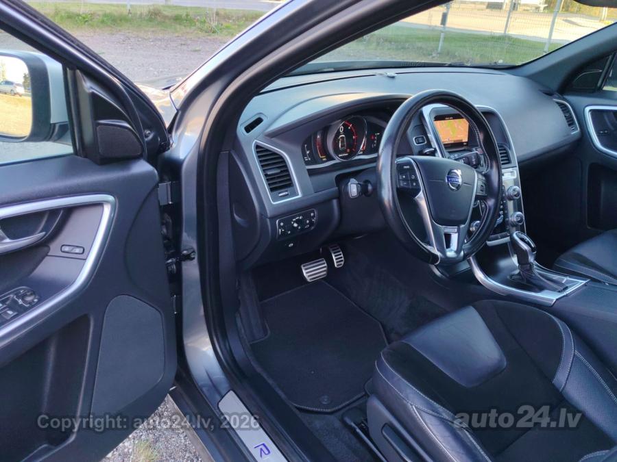 Pelēks Volvo XC60 2017 Tallina, ar dzinēja tilpumu 2.40 L un nobraukumu 200 tūkst. km par 16499 €, foto 11 vietnē AUTOMOTO.COM.LV