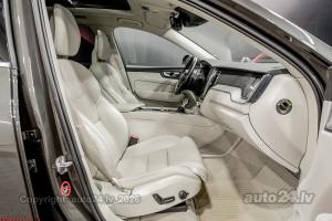 Pelēks Volvo XC60 2017 Pērnava, ar dzinēja tilpumu 2.00 L un nobraukumu 260 tūkst. km par 19990 €, foto 15 vietnē AUTOMOTO.COM.LV