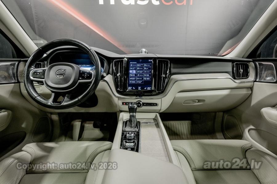 Pelēks Volvo XC60 2017 Pērnava, ar dzinēja tilpumu 2.00 L un nobraukumu 260 tūkst. km par 19990 €, foto 18 vietnē AUTOMOTO.COM.LV