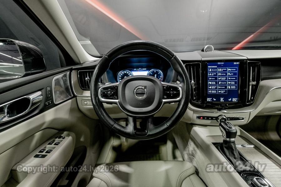 Pelēks Volvo XC60 2017 Pērnava, ar dzinēja tilpumu 2.00 L un nobraukumu 260 tūkst. km par 19990 €, foto 19 vietnē AUTOMOTO.COM.LV