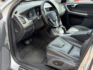 Pelēks Volvo XC60 2017 Rīga, ar dzinēja tilpumu 2.00 L un nobraukumu 168 tūkst. km par 14500 €, foto 7 vietnē AUTOMOTO.COM.LV