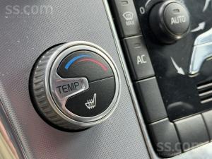 Pelēks Volvo XC60 2017 Rīga, ar dzinēja tilpumu 2.00 L un nobraukumu 168 tūkst. km par 14500 €, foto 13 vietnē AUTOMOTO.COM.LV