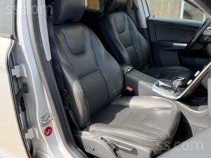 Pelēks Volvo XC60 2017 Rīga, ar dzinēja tilpumu 2.00 L un nobraukumu 168 tūkst. km par 14500 €, foto 15 vietnē AUTOMOTO.COM.LV