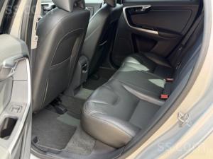 Pelēks Volvo XC60 2017 Rīga, ar dzinēja tilpumu 2.00 L un nobraukumu 168 tūkst. km par 14500 €, foto 16 vietnē AUTOMOTO.COM.LV