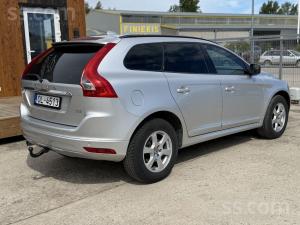 Pelēks Volvo XC60 2017 Rīga, ar dzinēja tilpumu 2.00 L un nobraukumu 168 tūkst. km par 14500 €, foto 17 vietnē AUTOMOTO.COM.LV