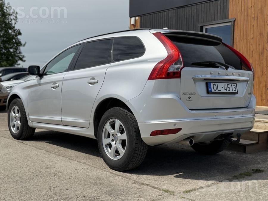 Pelēks Volvo XC60 2017 Rīga, ar dzinēja tilpumu 2.00 L un nobraukumu 168 tūkst. km par 14500 €, foto 20 vietnē AUTOMOTO.COM.LV