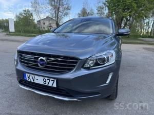 Pelēks Volvo XC60 2017 Aizkraukle, ar dzinēja tilpumu 2.40 L un nobraukumu 188 tūkst. km par 17000 €, foto 6 vietnē AUTOMOTO.COM.LV