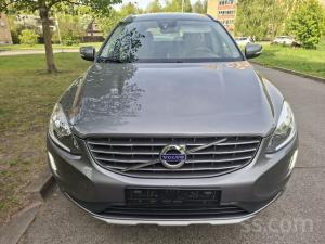 Grey Volvo XC60 2017 in Riga, with an engine capacity of 2.00 L and mileage of 267 thousand km for 11300 €, photo 3 on AUTOMOTO.COM.LV