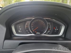 Grey Volvo XC60 2017 in Riga, with an engine capacity of 2.00 L and mileage of 267 thousand km for 11300 €, photo 14 on AUTOMOTO.COM.LV