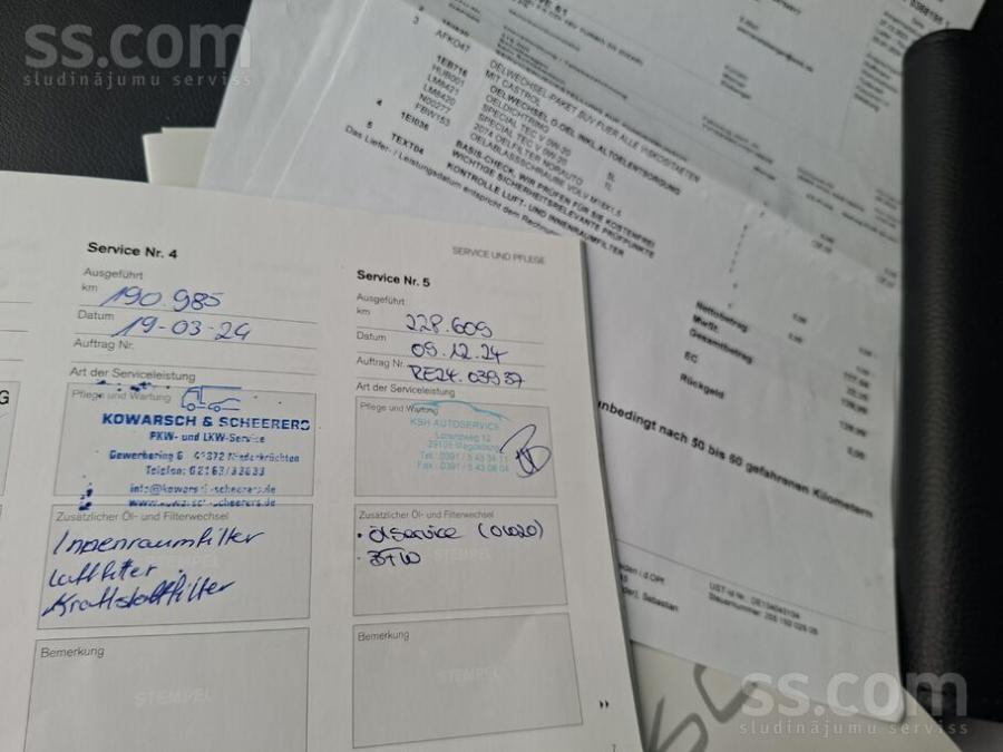 Grey Volvo XC60 2017 in Riga, with an engine capacity of 2.00 L and mileage of 267 thousand km for 11300 €, photo 17 on AUTOMOTO.COM.LV