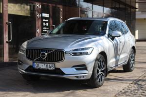 Grey Volvo XC60 2017 in Riga, with an engine capacity of 2.00 L and mileage of 190 thousand km for 17490 €, photo 1 on AUTOMOTO.COM.LV