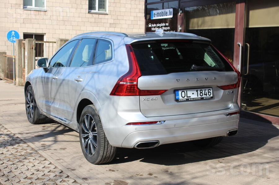 Grey Volvo XC60 2017 in Riga, with an engine capacity of 2.00 L and mileage of 190 thousand km for 17490 €, photo 6 on AUTOMOTO.COM.LV