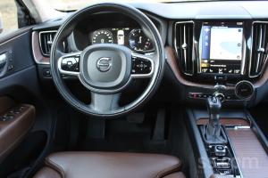 Grey Volvo XC60 2017 in Riga, with an engine capacity of 2.00 L and mileage of 190 thousand km for 17490 €, photo 9 on AUTOMOTO.COM.LV