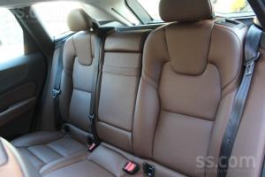 Grey Volvo XC60 2017 in Riga, with an engine capacity of 2.00 L and mileage of 190 thousand km for 17490 €, photo 14 on AUTOMOTO.COM.LV