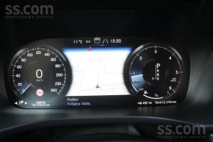 Grey Volvo XC60 2017 in Riga, with an engine capacity of 2.00 L and mileage of 190 thousand km for 17490 €, photo 15 on AUTOMOTO.COM.LV