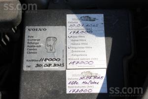 Grey Volvo XC60 2017 in Riga, with an engine capacity of 2.00 L and mileage of 190 thousand km for 17490 €, photo 29 on AUTOMOTO.COM.LV