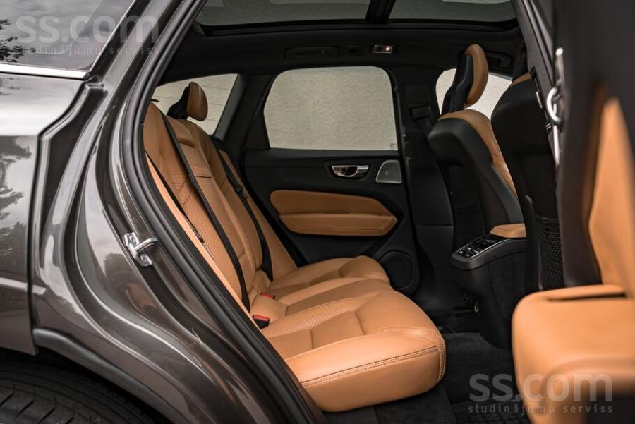 Pelēks Volvo XC60 2017 Rīga, ar dzinēja tilpumu 2.00 L un nobraukumu 274 tūkst. km par 18995 €, foto 14 vietnē AUTOMOTO.COM.LV