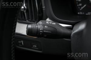 Pelēks Volvo XC60 2017 Rīga, ar dzinēja tilpumu 2.00 L un nobraukumu 274 tūkst. km par 18995 €, foto 20 vietnē AUTOMOTO.COM.LV
