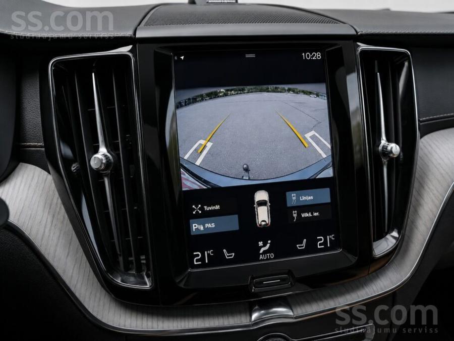 Pelēks Volvo XC60 2017 Rīga, ar dzinēja tilpumu 2.00 L un nobraukumu 274 tūkst. km par 18995 €, foto 28 vietnē AUTOMOTO.COM.LV