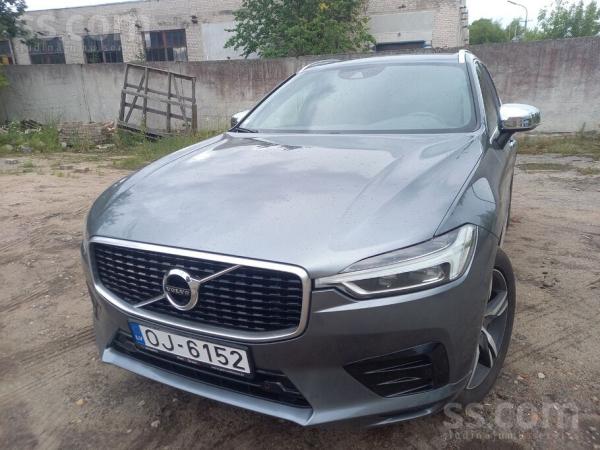 Grey Volvo XC60 2017 in Daugavpils, with an engine capacity of 2.00 L and mileage of 233 thousand km for 19300 €, photo 1 on AUTOMOTO.COM.LV