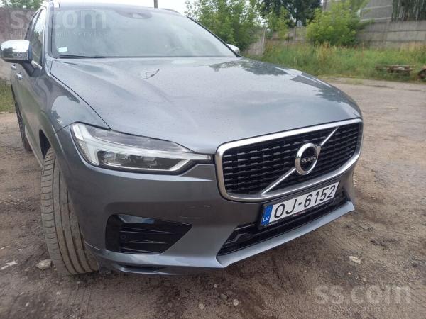 Grey Volvo XC60 2017 in Daugavpils, with an engine capacity of 2.00 L and mileage of 233 thousand km for 19300 €, photo 6 on AUTOMOTO.COM.LV