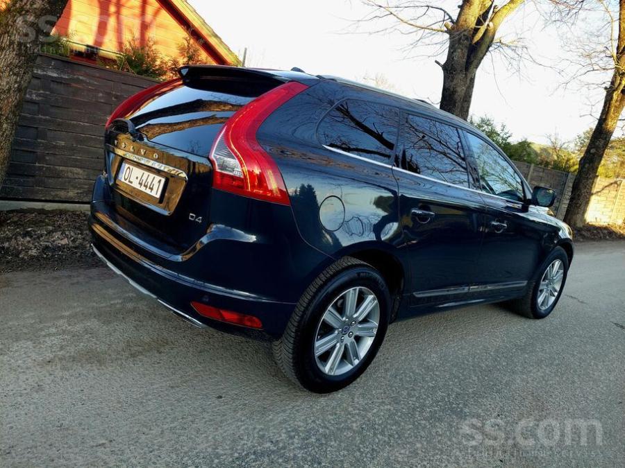 Pelēks Volvo XC60 2017 Rīga, ar dzinēja tilpumu 2.00 L un nobraukumu 256 tūkst. km par 13890 €, foto 5 vietnē AUTOMOTO.COM.LV