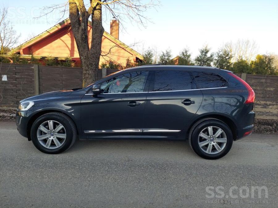 Pelēks Volvo XC60 2017 Rīga, ar dzinēja tilpumu 2.00 L un nobraukumu 256 tūkst. km par 13890 €, foto 6 vietnē AUTOMOTO.COM.LV